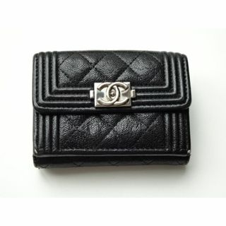 CHANEL(折り財布)のフリマアイテム一覧 CHANEL(折り財布)のフリマアイテム一覧