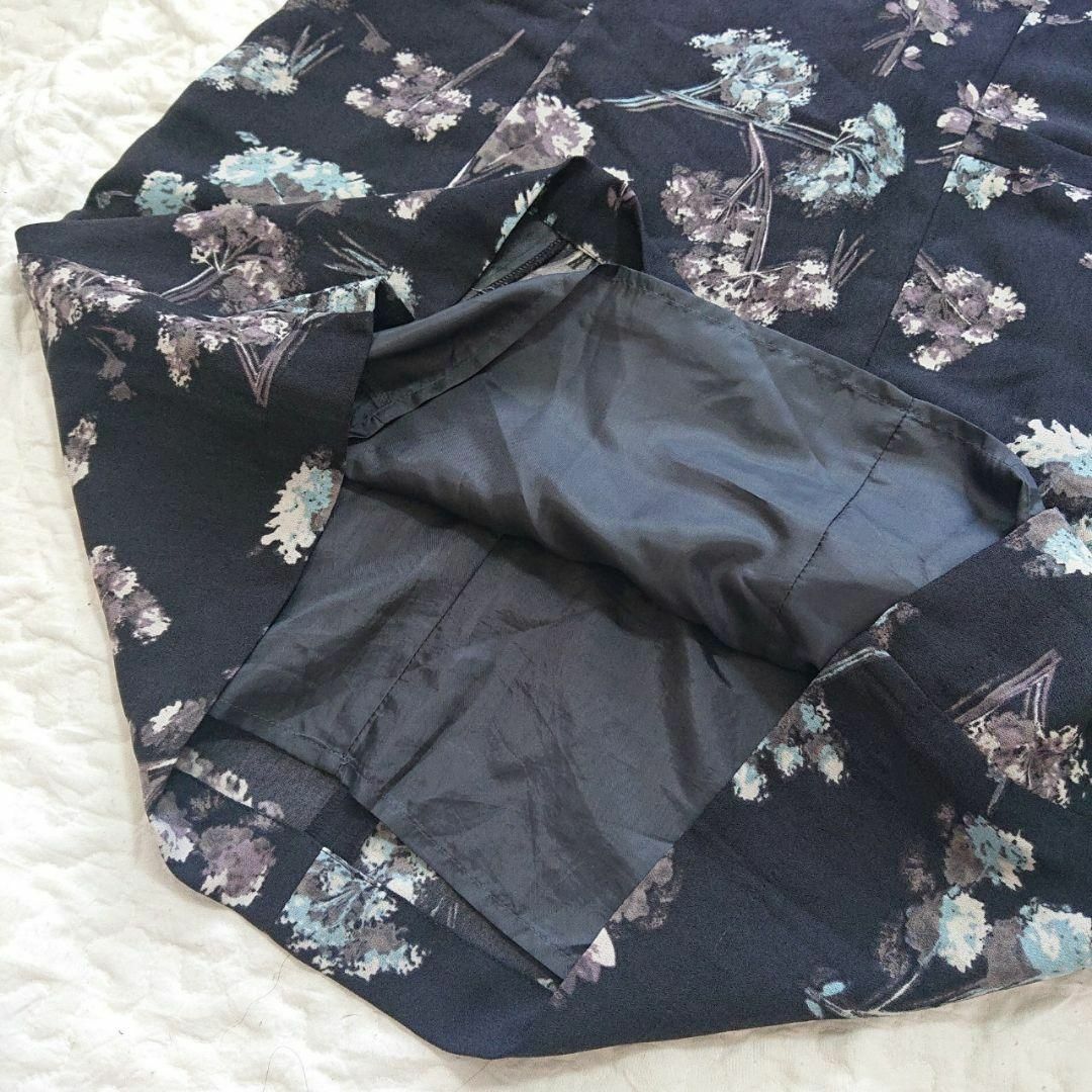 LAURA ASHLEY》ローラアシュレイ(7)S相当ブラック花柄ワンピース LAURA ASHLEY》ローラアシュレイ(7)S相当ブラック花柄ワンピース