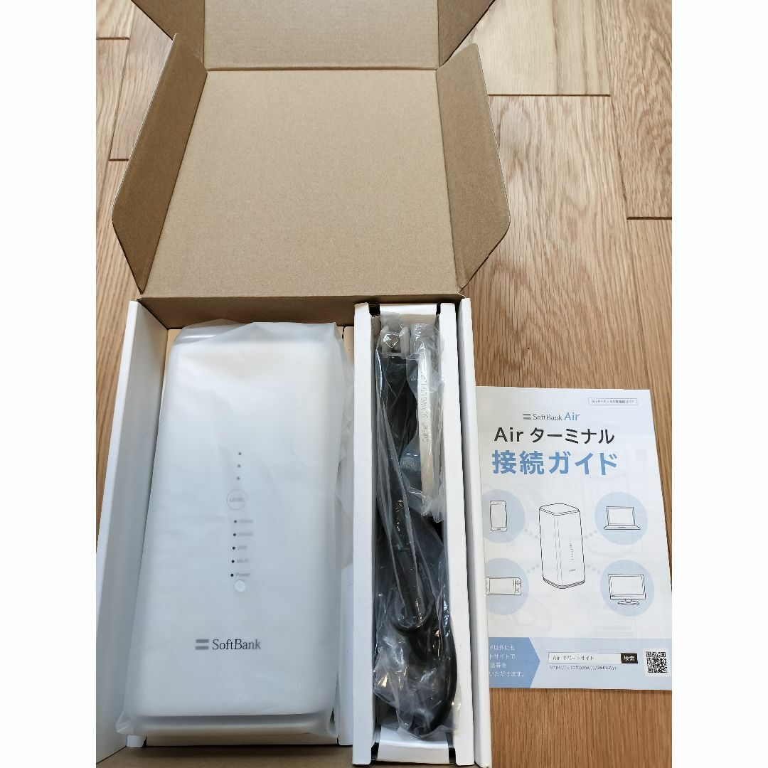 Softbank - 【Wi-Fi SoftbankAir本体】Airターミナル5・ガイド付 Softbank - 【Wi-Fi SoftbankAir本体】Airターミナル5・ガイド付