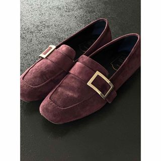 ROGER VIVIER(ローファー/革靴)のフリマアイテム一覧 ROGER VIVIER(ローファー/革靴)のフリマアイテム一覧