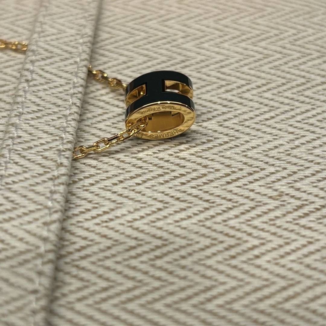 HERMES - HERMES ポップHネックレス グリーン 新品未使用の通販 HERMES - HERMES ポップHネックレス グリーン 新品未使用の通販