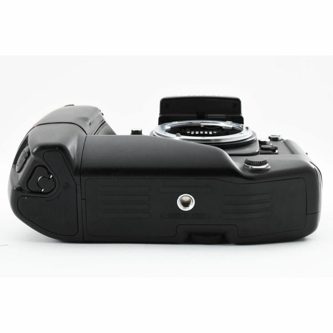 美品 NIKON ニコン F4S MB-21 フィルムカメラ C987 美品 NIKON ニコン F4S MB-21 フィルムカメラ C987