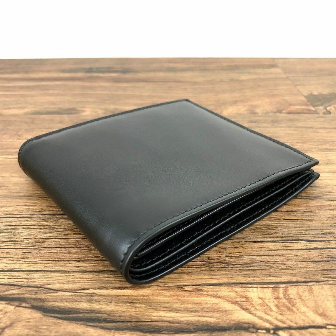 Yves Saint Laurent - 送料込み! 未使用品 Saint Laurent 二 Yves Saint Laurent - 送料込み! 未使用品 Saint Laurent 二