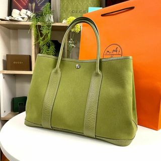 HERMES(グリーン・カーキ/緑色系)のフリマアイテム一覧 HERMES(グリーン・カーキ/緑色系)のフリマアイテム一覧