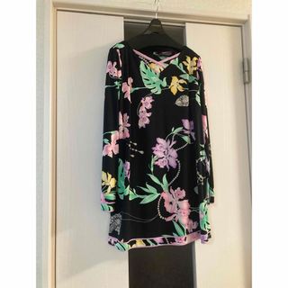 LEONARD - 超美品 レオナール人気柄♡チュニック サイズ42の通販 LEONARD - 超美品 レオナール人気柄♡チュニック サイズ42の通販