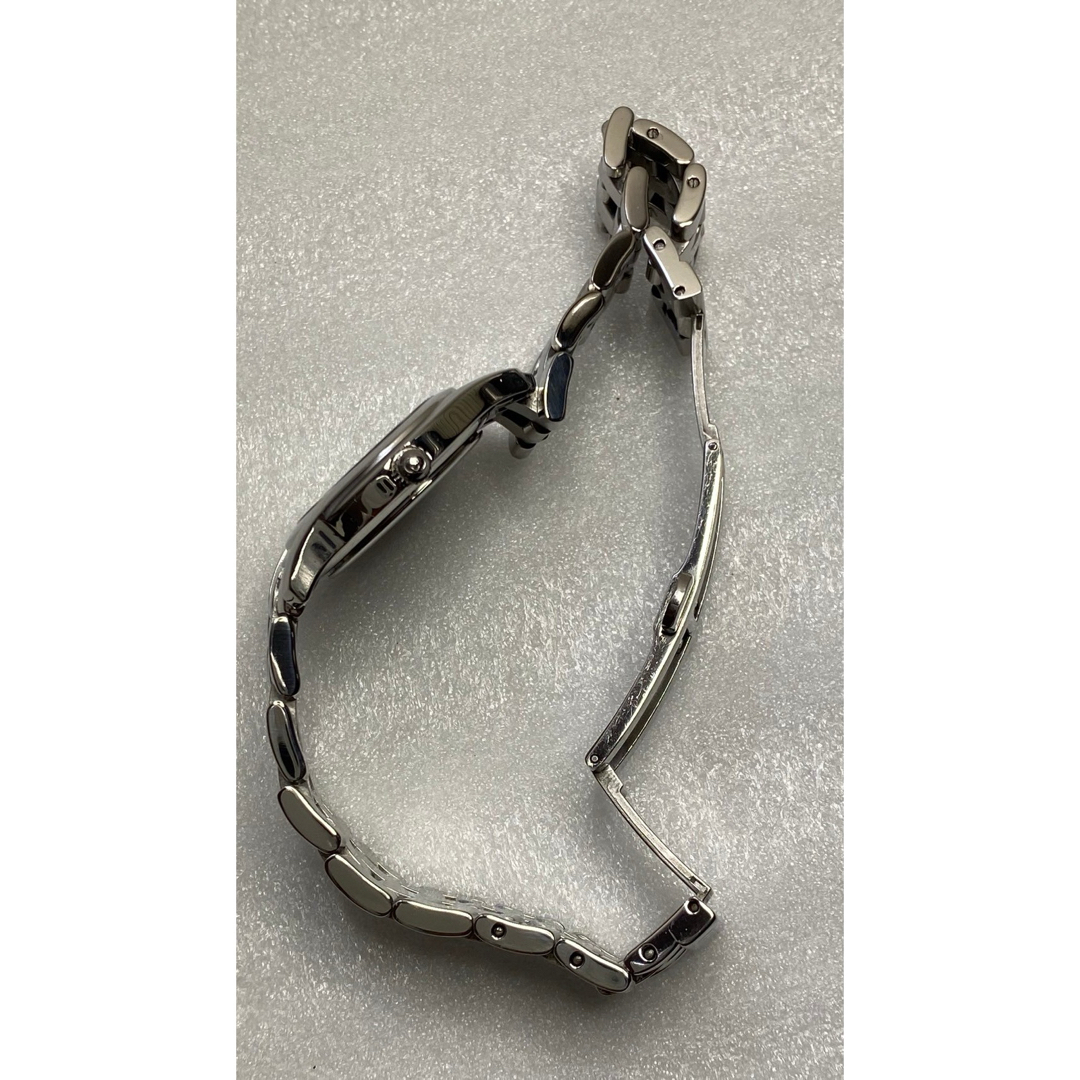 A1016 稼働 電池新品GUCCI レディース クオーツ 腕時計 グッチ A1016 稼働 電池新品GUCCI レディース クオーツ 腕時計 グッチ