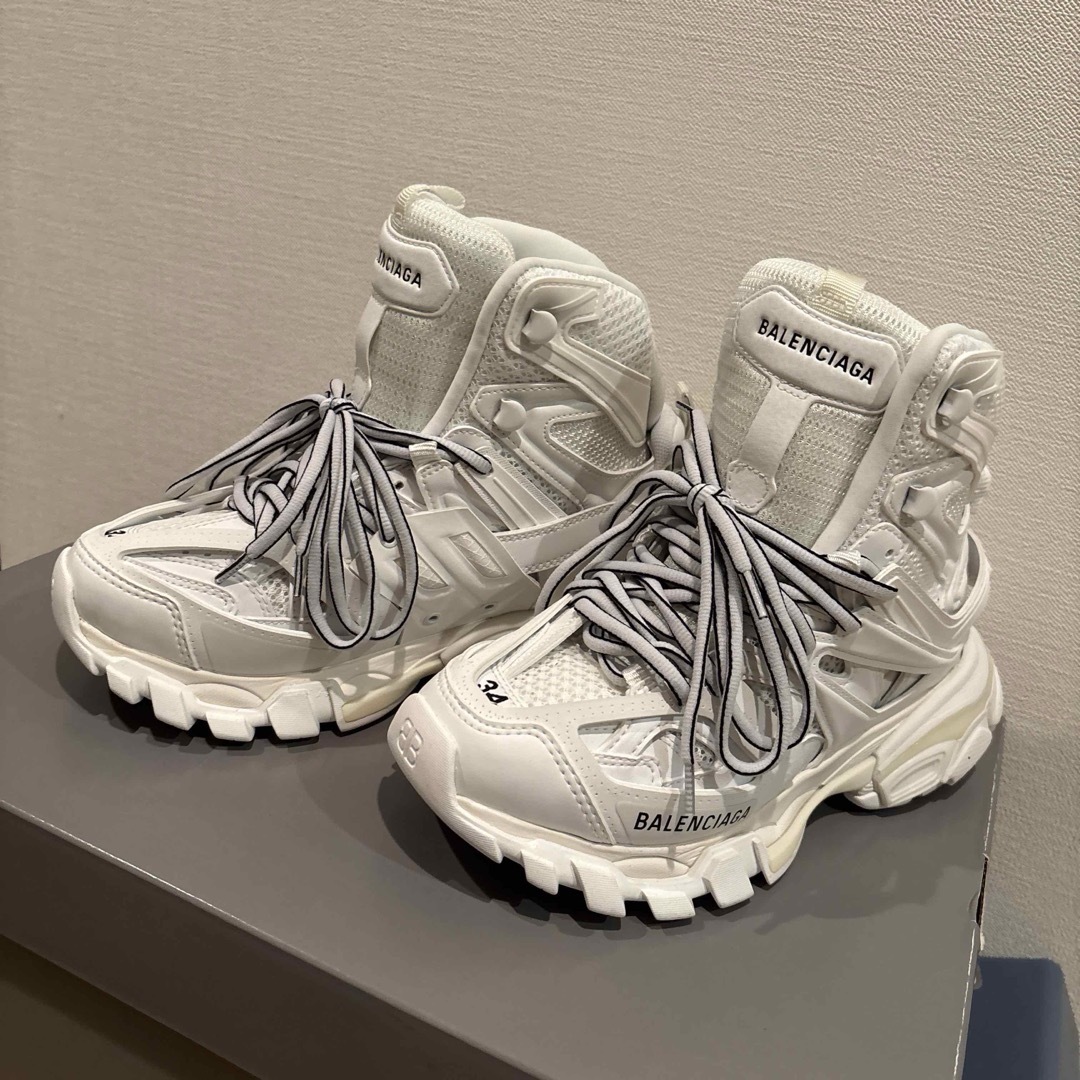 BALENCIAGA Track Sneakers ホワイト34 未使用 箱付き BALENCIAGA Track Sneakers ホワイト34 未使用 箱付き