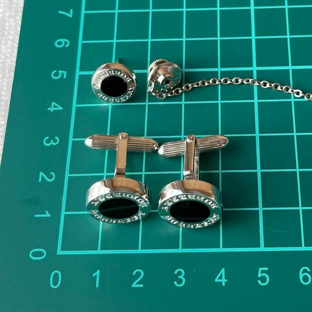 バーバリー カフス シルバー 円形 汚らしい バーバリー カフス シルバー 円形 汚らしい
