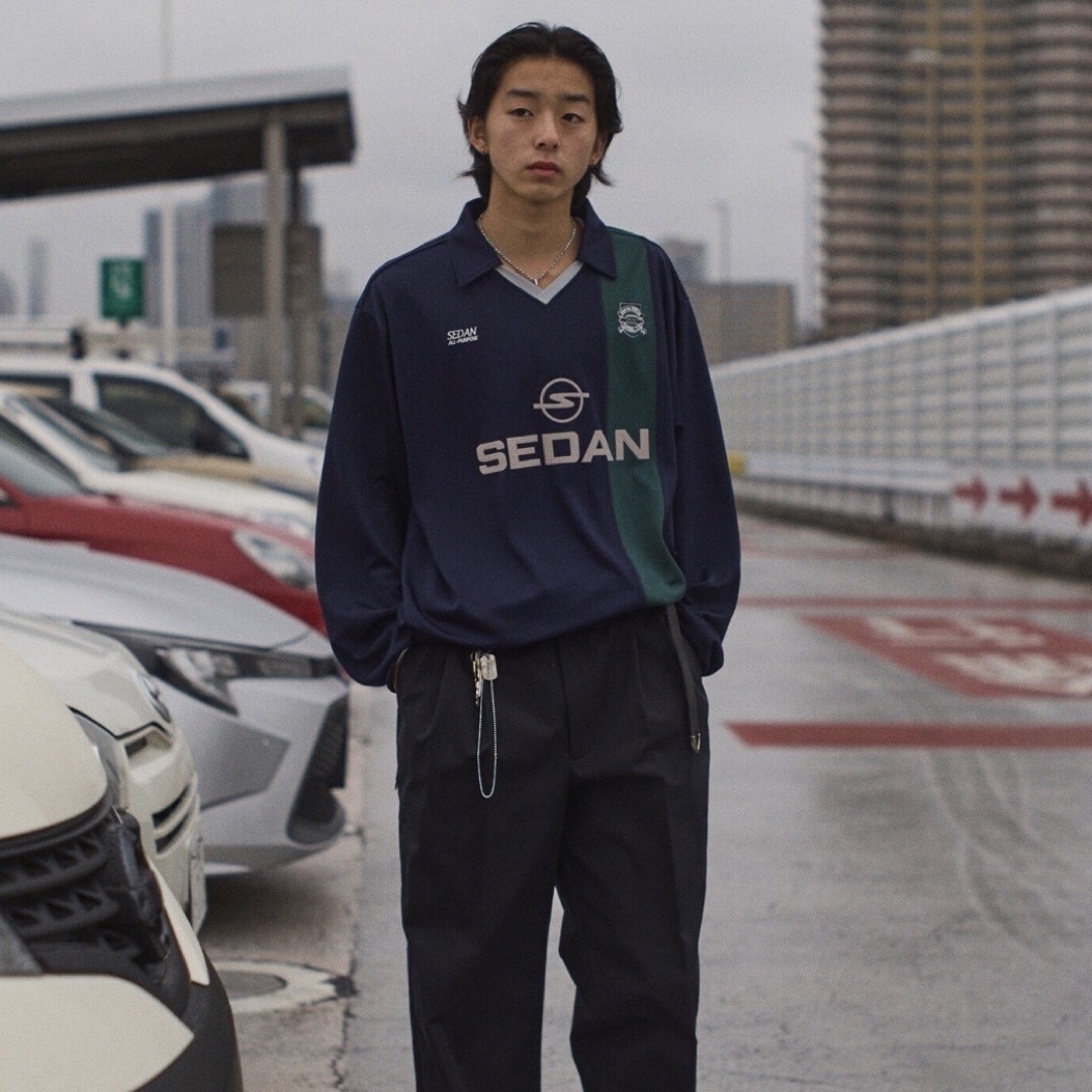 HUMAN MADE ミニヘルメットバッグ オリーブ カーキ HUMAN MADE ミニヘルメットバッグ オリーブ カーキ