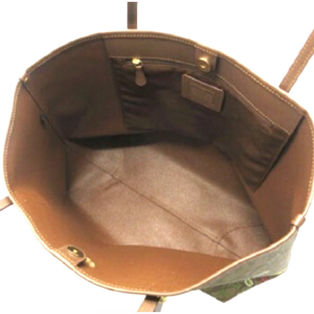 コーチCOACH シグネチャーに自然の花のシティ トート A4OK コーチCOACH シグネチャーに自然の花のシティ トート A4OK