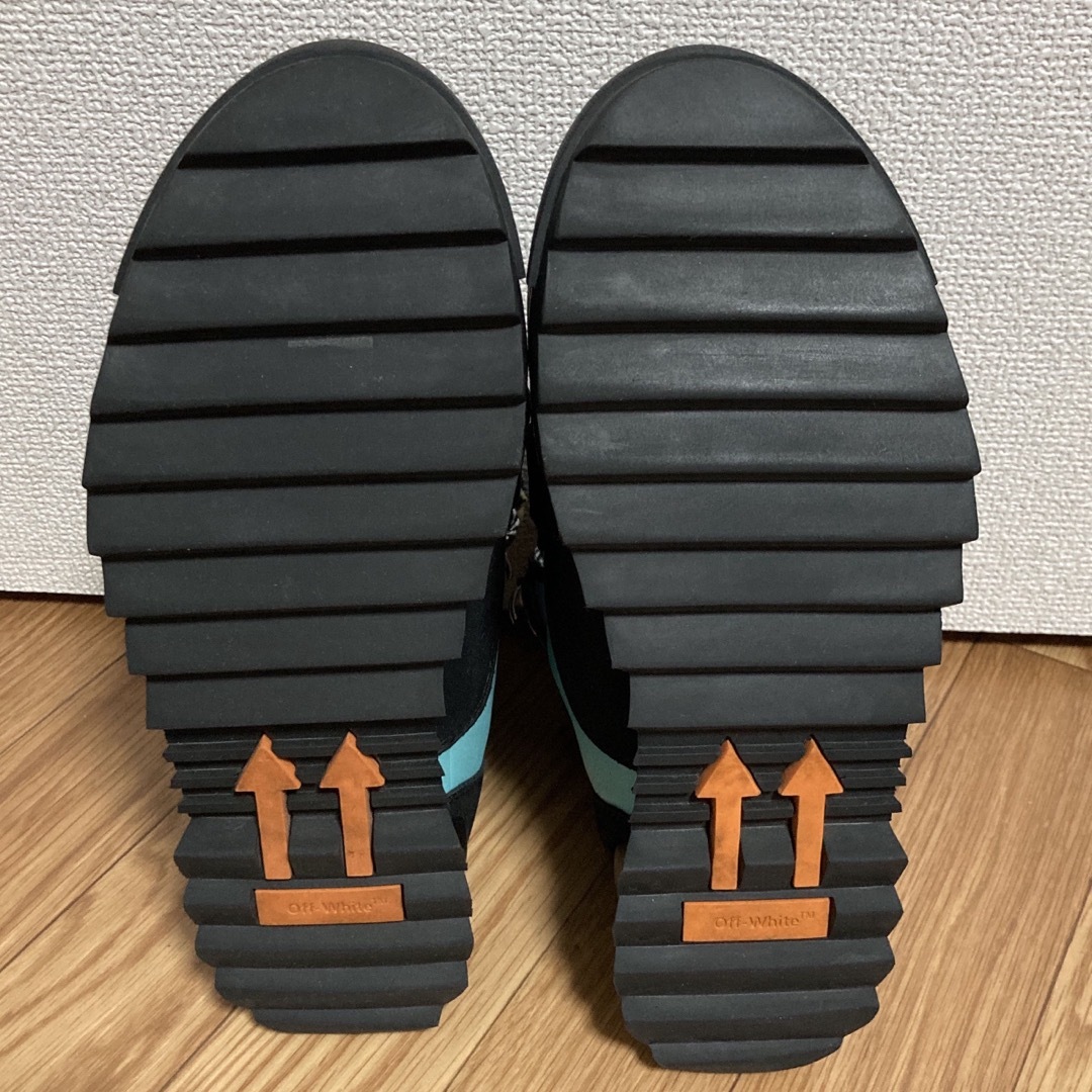off-white スノーブーツ off-white スノーブーツ