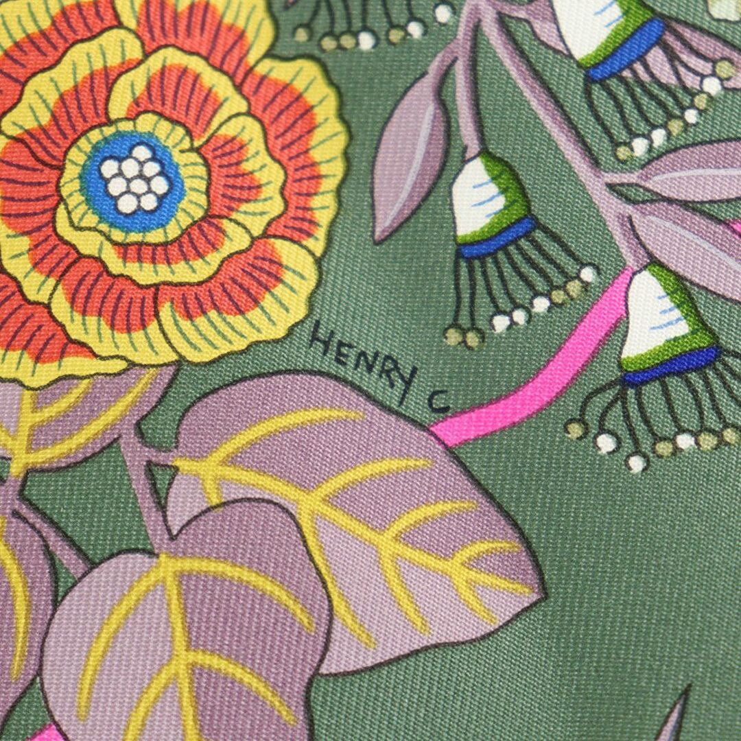 エルメス スカーフ カレ 90 プラニフルール PLANIFLEURS 未使用 エルメス スカーフ カレ 90 プラニフルール PLANIFLEURS 未使用