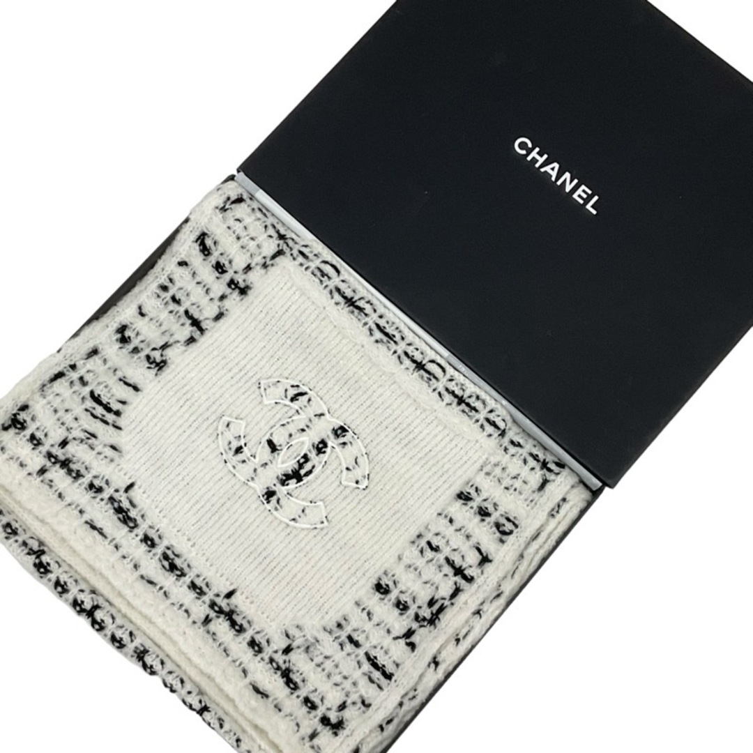 CHANEL - シャネル CHANEL マフラー ホワイト ブラック ココ CHANEL - シャネル CHANEL マフラー ホワイト ブラック ココ
