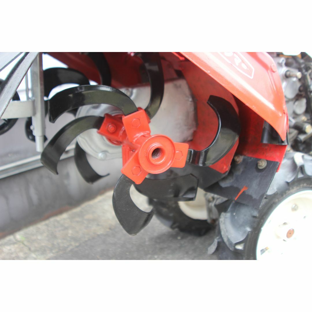 管理機/耕運機 ヤンマー うねたてポチ MRT65UV 爪新品 管理機/耕運機 ヤンマー うねたてポチ MRT65UV 爪新品