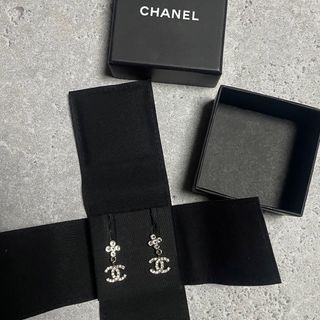 CHANEL(フラワー ・ ピアス)のフリマアイテム一覧 CHANEL(フラワー ・ ピアス)のフリマアイテム一覧