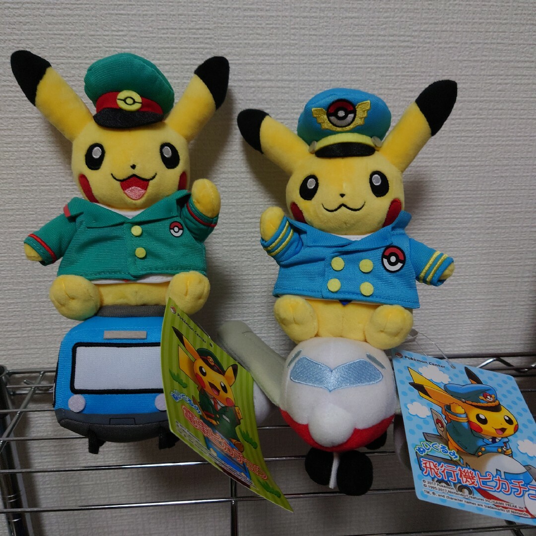 羽田空港 電車ピカチュウ 飛行機ピカチュウ ぬいぐるみ 羽田空港 電車ピカチュウ 飛行機ピカチュウ ぬいぐるみ