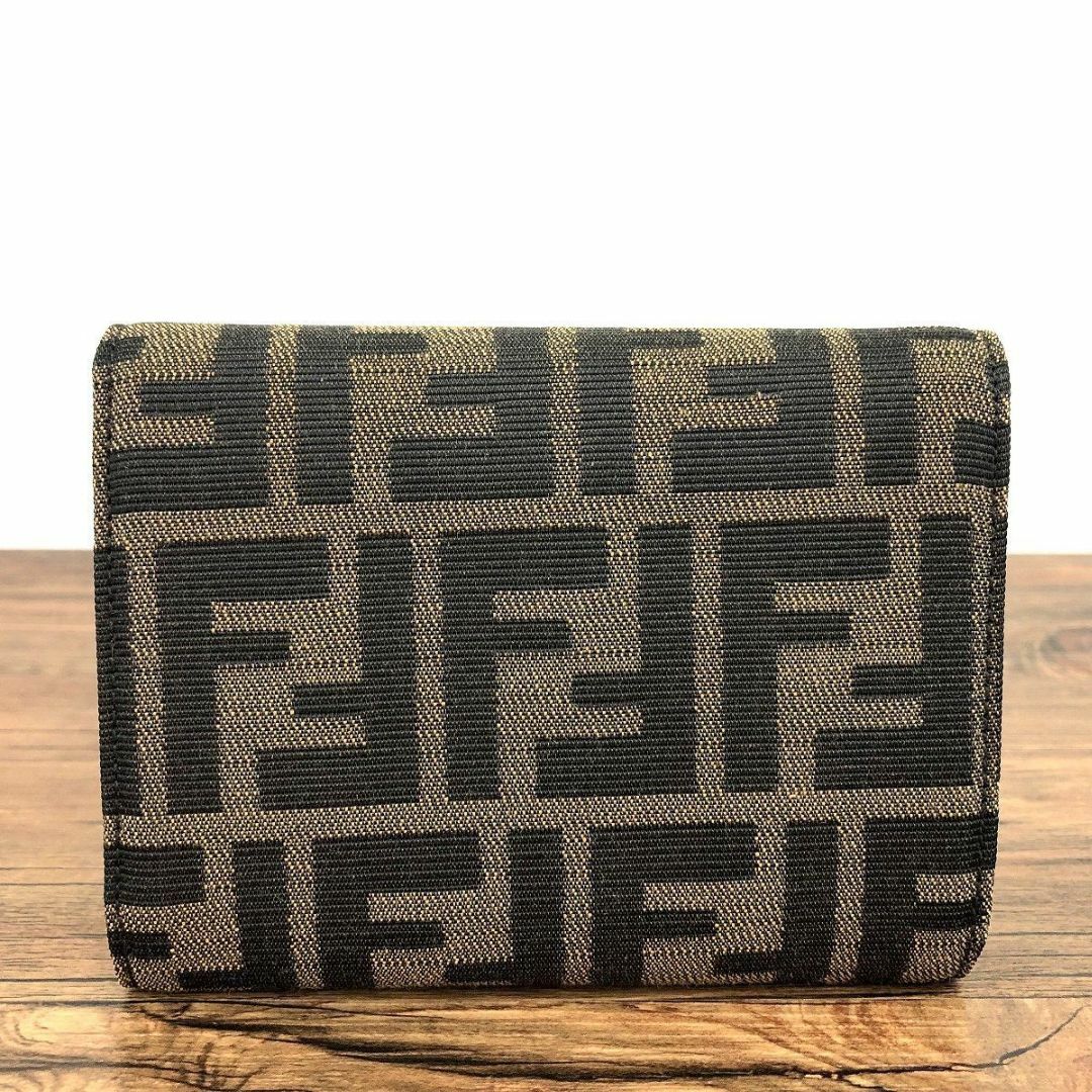 FENDI - 送料込み! 未使用品 FENDI 三つ折り財布 ズッカ柄 箱 FENDI - 送料込み! 未使用品 FENDI 三つ折り財布 ズッカ柄 箱