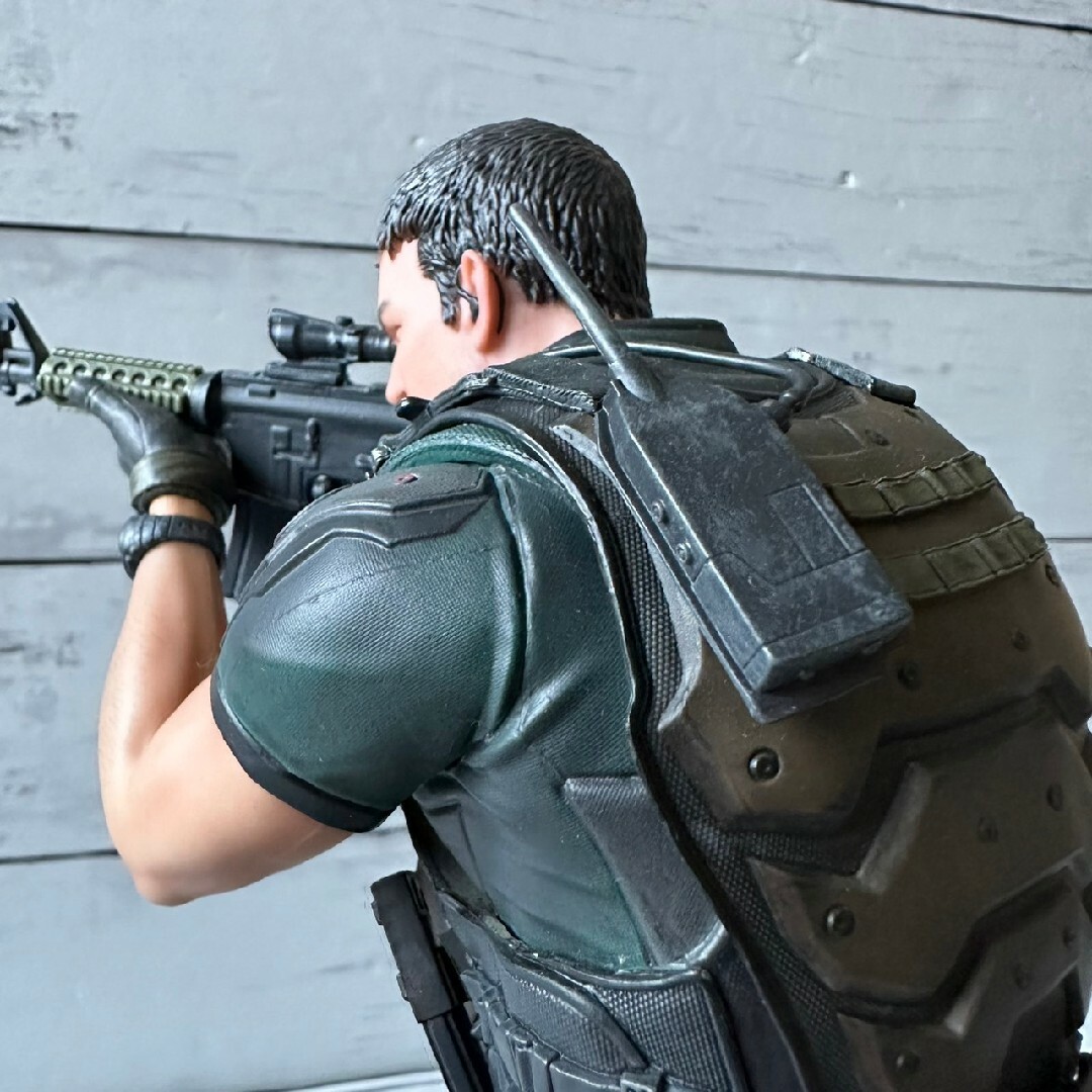 希少 バイオハザード BIOHAZARD ARTFXフィギュア クリス 希少 バイオハザード BIOHAZARD ARTFXフィギュア クリス