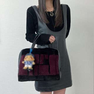 LOEWE(ファー ・ ハンドバッグ)のフリマアイテム一覧 LOEWE(ファー ・ ハンドバッグ)のフリマアイテム一覧