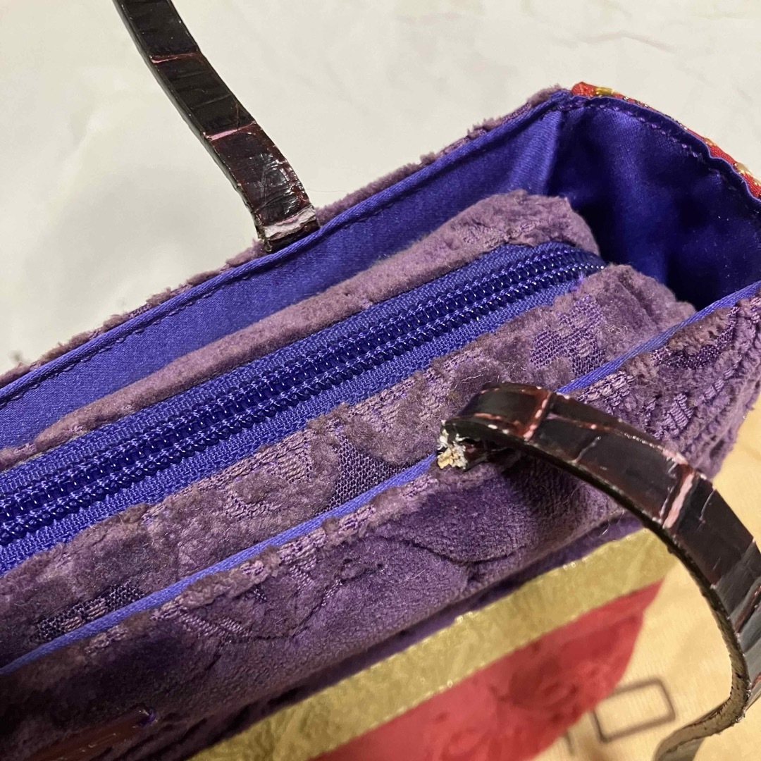 レア【アンティーク】【ETRO / エトロ】 刺繍 / ハンドバッグ レア【アンティーク】【ETRO / エトロ】 刺繍 / ハンドバッグ