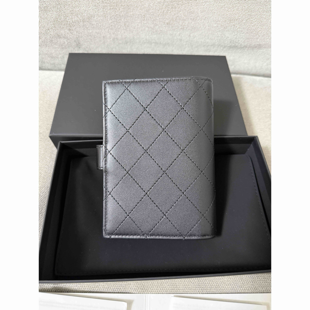 CHANEL - 新品未使用 シャネル パスポートケース CHANEL 25C 超 CHANEL - 新品未使用 シャネル パスポートケース CHANEL 25C 超