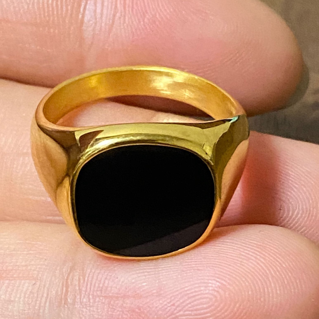 ステンレス ゴールド 印台リング ブラック オニキスリング 黒石 ステンレス ゴールド 印台リング ブラック オニキスリング 黒石