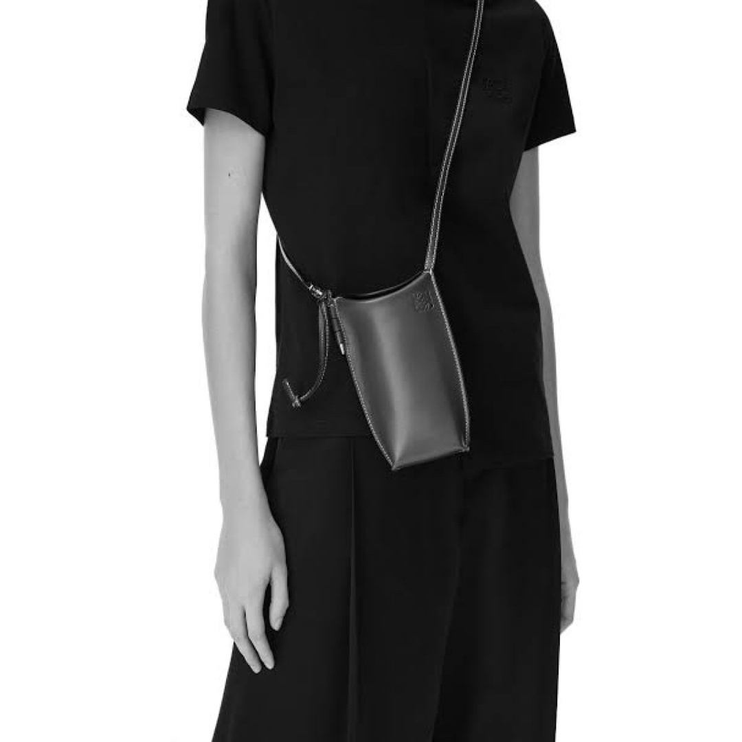 LOEWE - 直営店購入 ロエベLOEWE ゲートポケット ショルダー LOEWE - 直営店購入 ロエベLOEWE ゲートポケット ショルダー