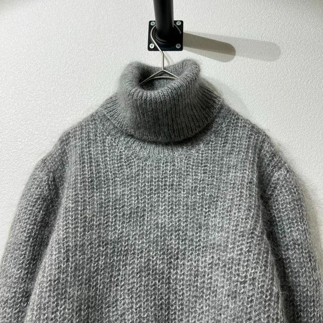 UNUSED - 極美品 UNUSED タートルネック モヘヤ スリット ニット UNUSED - 極美品 UNUSED タートルネック モヘヤ スリット ニット