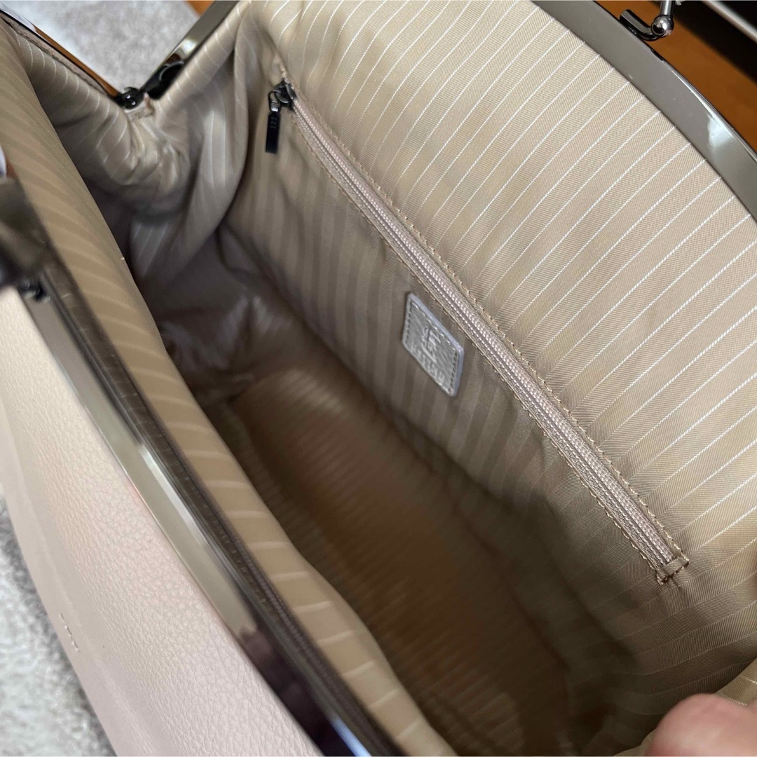 ESTINE エスティーヌ フィール がま口 リュック牛革 本革 ESTINE エスティーヌ フィール がま口 リュック牛革 本革