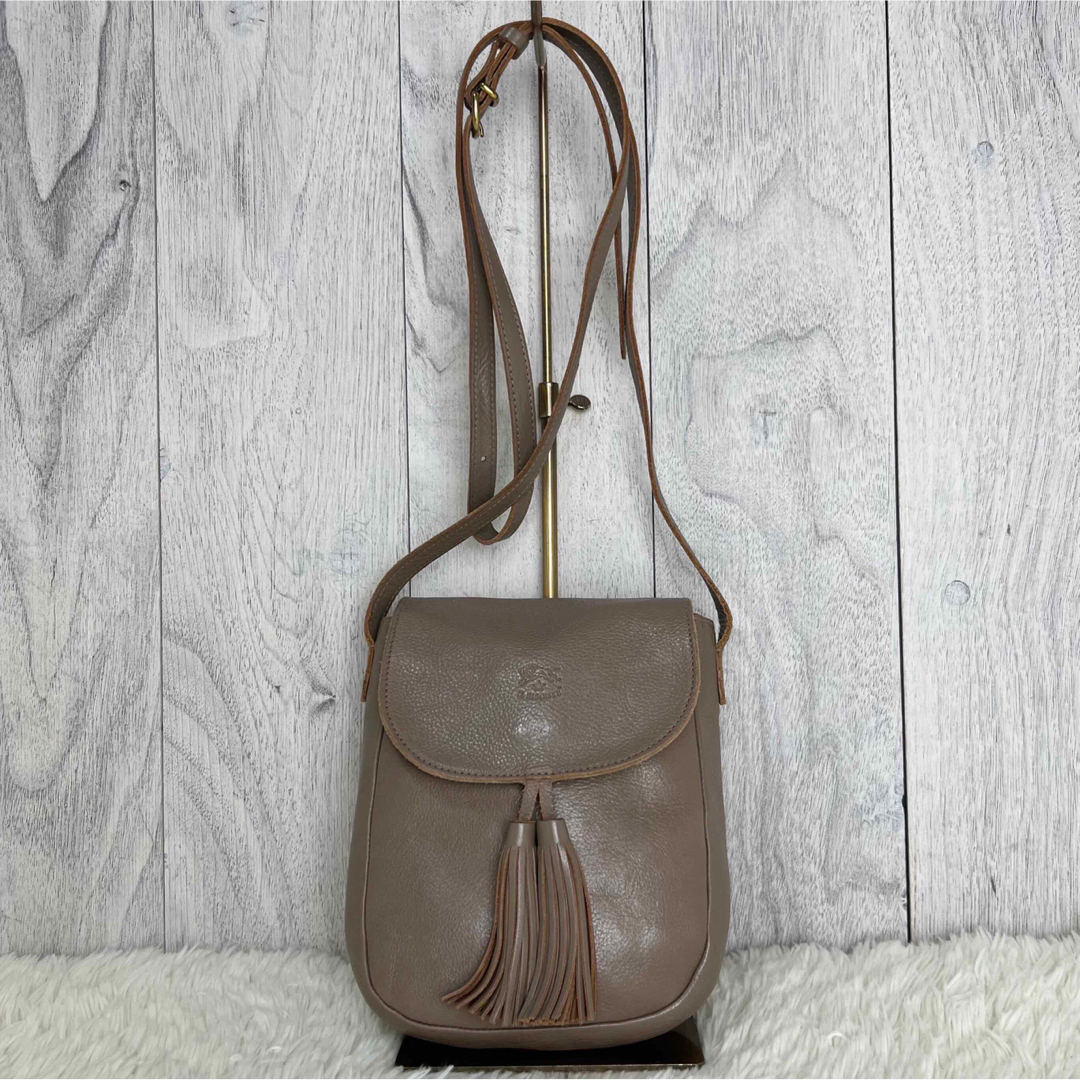 IL BISONTE - 人気♡グレージュ♡美品♡イルビゾンテ レザー IL BISONTE - 人気♡グレージュ♡美品♡イルビゾンテ レザー