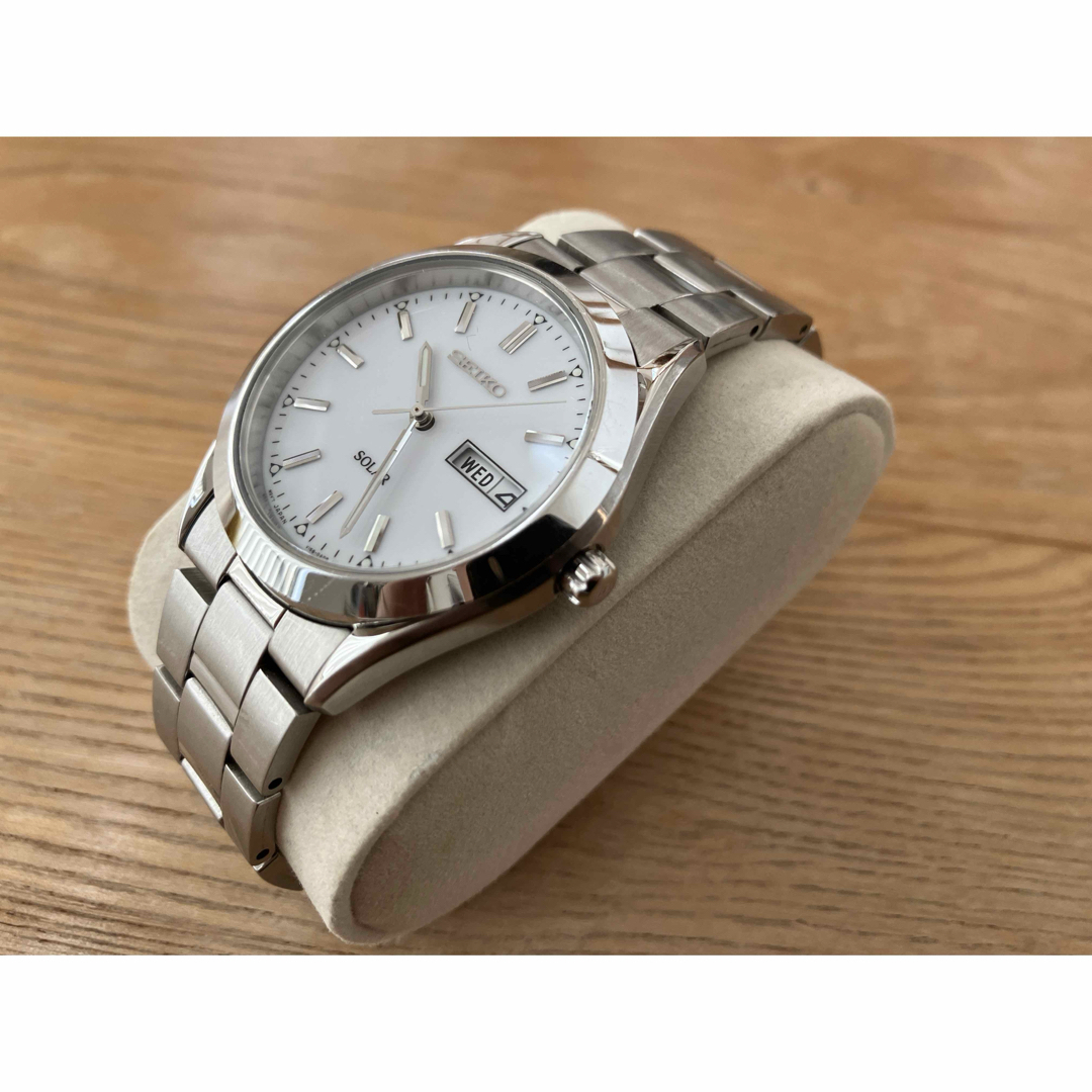 極美品】SEIKO セイコー V158-0AB0 ソーラー 文字盤白 動作品 極美品】SEIKO セイコー V158-0AB0 ソーラー 文字盤白 動作品