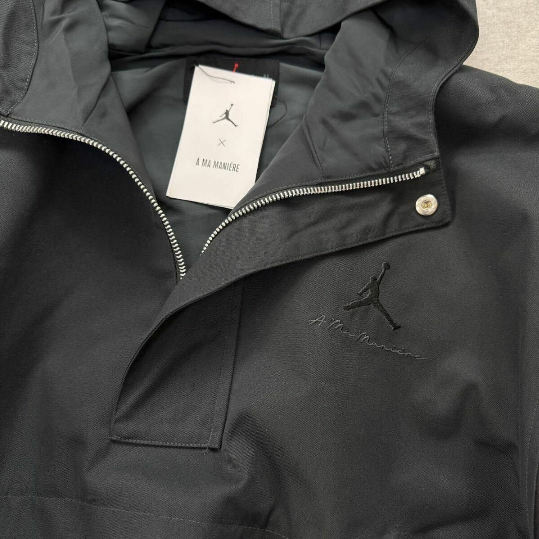 NIKE - 新品 NIKE Lサイズ アママニエール パーカー ジャケット NIKE - 新品 NIKE Lサイズ アママニエール パーカー ジャケット