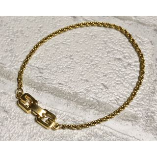 GIVENCHY(ブレスレット)のフリマアイテム一覧 GIVENCHY(ブレスレット)のフリマアイテム一覧