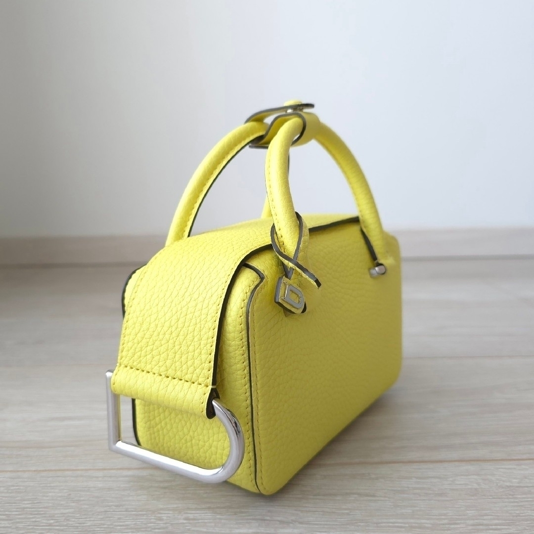 DELVAUX - 新品同様【デルヴォー】クールボックス ナノ ユズ DELVAUX - 新品同様【デルヴォー】クールボックス ナノ ユズ