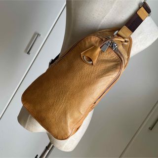 aniary - アニアリAniaryバルケッタショルダーSサイズ 中古 aniary - アニアリAniaryバルケッタショルダーSサイズ 中古