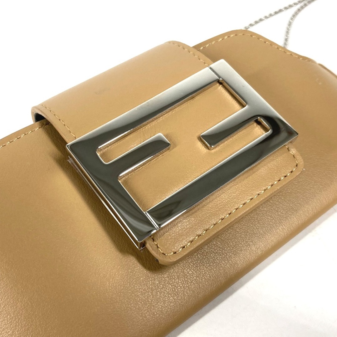 FENDI - フェンディ FENDI FFロゴ サングラスケース 7AS069 FENDI - フェンディ FENDI FFロゴ サングラスケース 7AS069