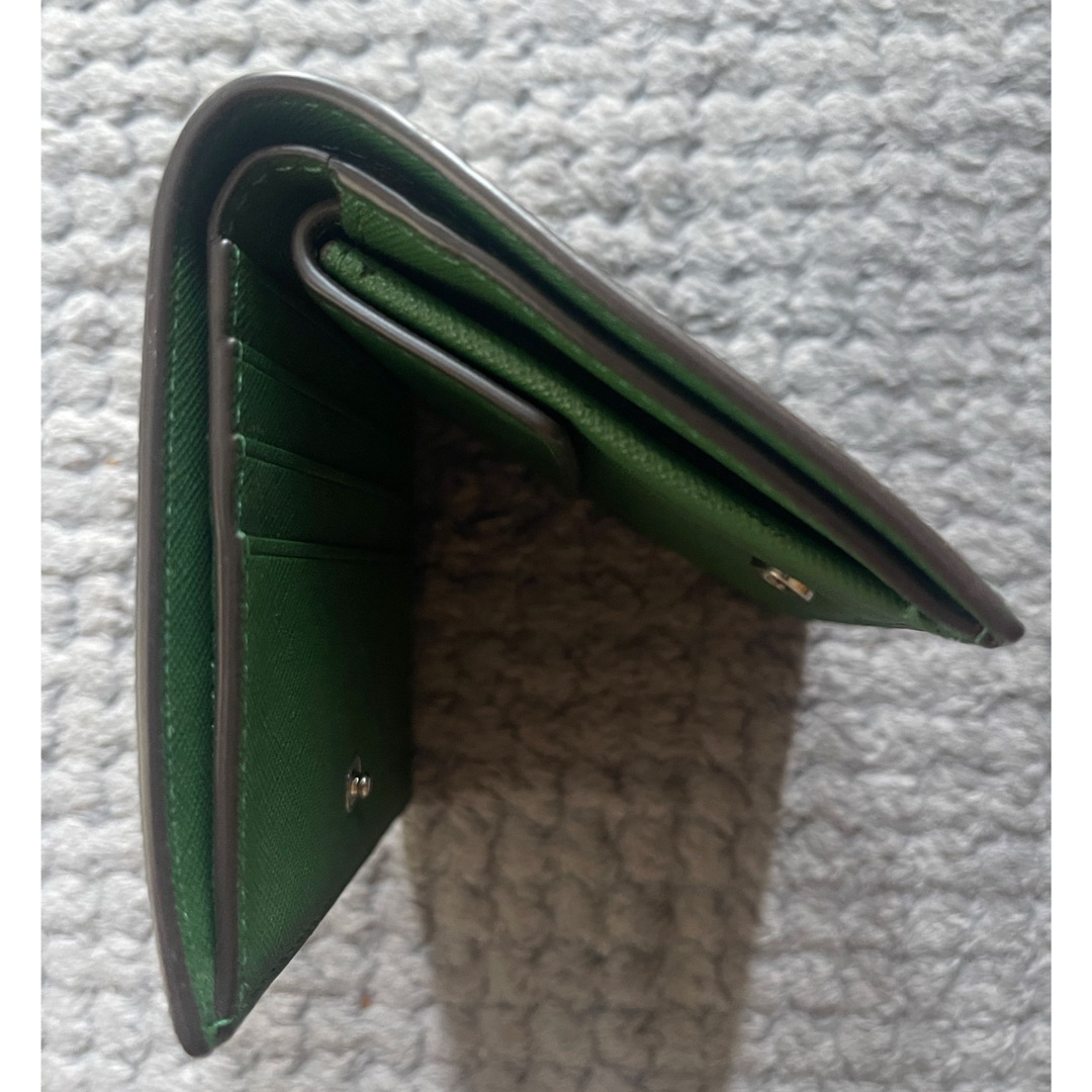 Tory Burch - トリーバーチ 二つ折り 財布 グリーンの通販 by ab Tory Burch - トリーバーチ 二つ折り 財布 グリーンの通販 by ab