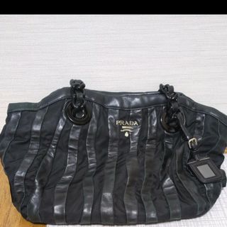 PRADA(トートバッグ)のフリマアイテム一覧 PRADA(トートバッグ)のフリマアイテム一覧