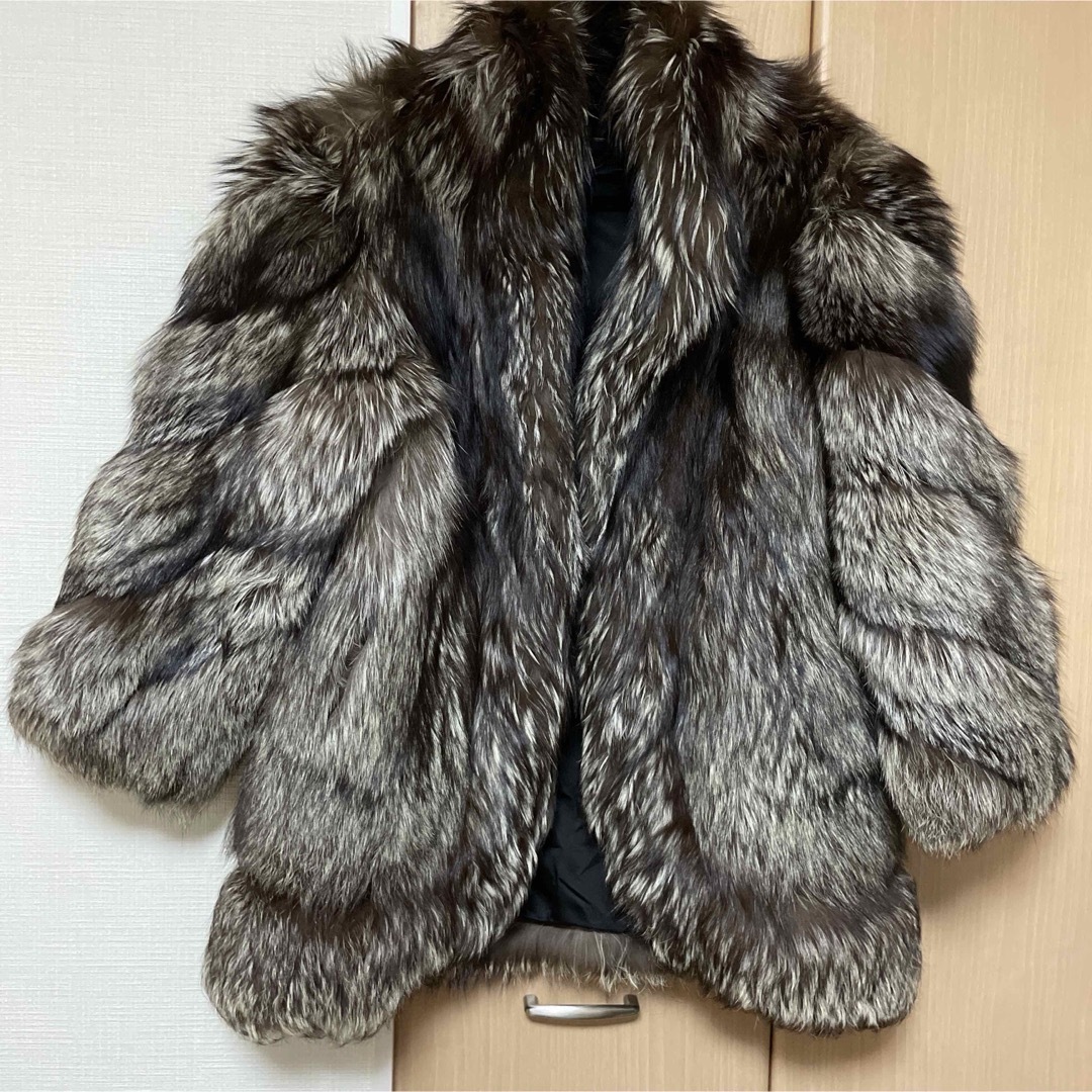 良品 サガフォックス ファーコート シルバーフォックス 毛皮 肉 良品 サガフォックス ファーコート シルバーフォックス 毛皮 肉