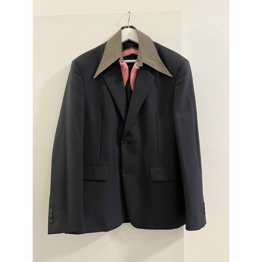 PRADA - PRADAプラダ 襟付き シングルブレスト ウール PRADA - PRADAプラダ 襟付き シングルブレスト ウール