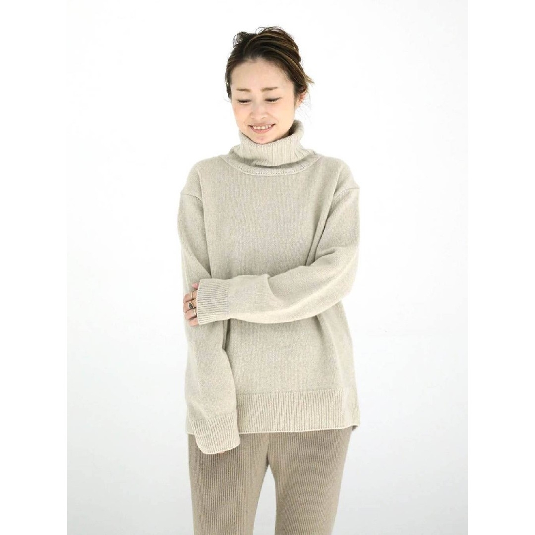 □新品、タグ付き□ドゥーズィエムクラス JADE タートルネック □新品、タグ付き□ドゥーズィエムクラス JADE タートルネック