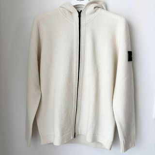 STONE ISLAND(パーカー)のフリマアイテム一覧 STONE ISLAND(パーカー)のフリマアイテム一覧