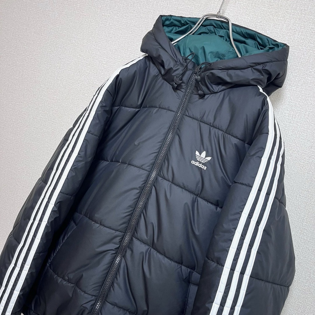 美品 adidas 中綿ナイロンジャケット リバーシブル 黒×緑 でか 美品 adidas 中綿ナイロンジャケット リバーシブル 黒×緑 でか