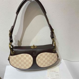 LOEWEのフリマアイテム一覧 LOEWEのフリマアイテム一覧