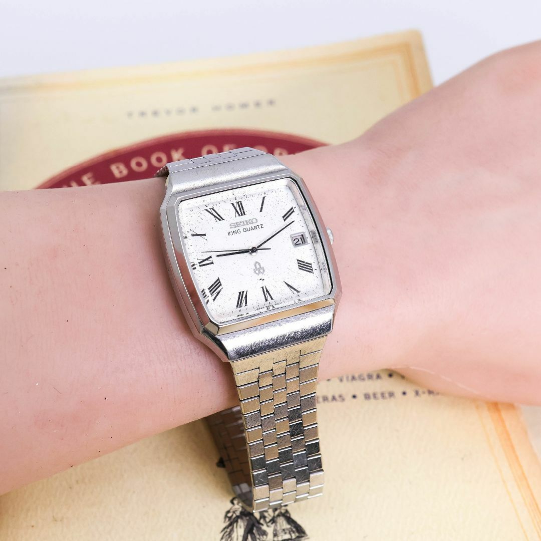 SEIKO - ジャンク品 SEIKO KING QUARTZ 腕時計 デイト 水晶 SEIKO - ジャンク品 SEIKO KING QUARTZ 腕時計 デイト 水晶