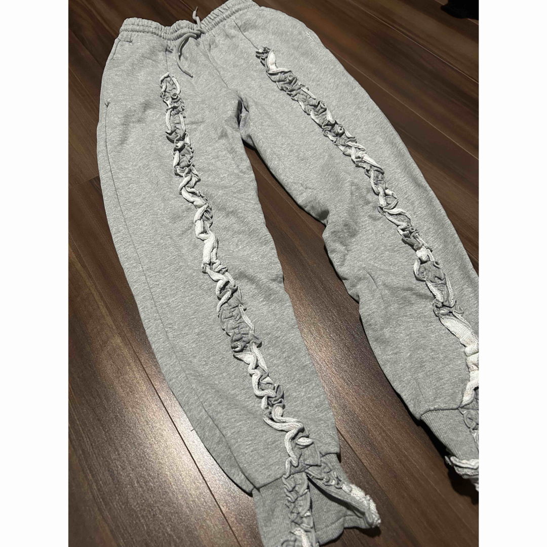 bibiy. ビビィ スウェット JULIET RELAX PANTSの通販 by |ラクマ bibiy. ビビィ スウェット JULIET RELAX PANTSの通販 by |ラクマ