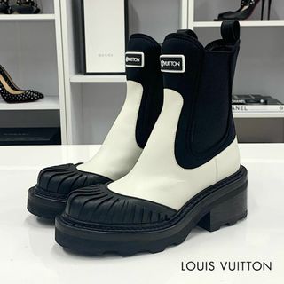 LOUIS VUITTON(ブーツ ・ ホワイト/白色系)のフリマアイテム一覧 LOUIS VUITTON(ブーツ ・ ホワイト/白色系)のフリマアイテム一覧