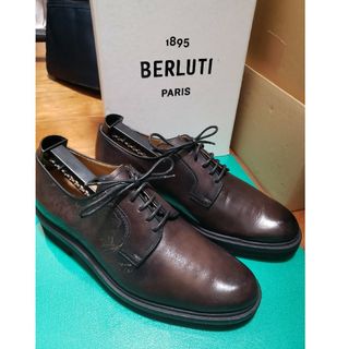 BERLUTI - 【極美品】Berluti アプロム ベルガモ スクリット BERLUTI - 【極美品】Berluti アプロム ベルガモ スクリット