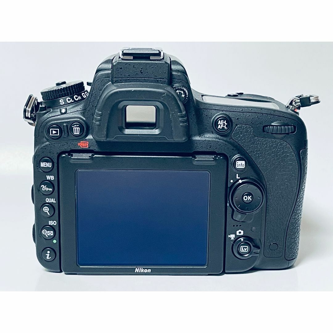 ⭐️ショット数4054枚⭐️Nikon D750 ボディ☆極上☆ □保証書 ⭐️ショット数4054枚⭐️Nikon D750 ボディ☆極上☆ □保証書