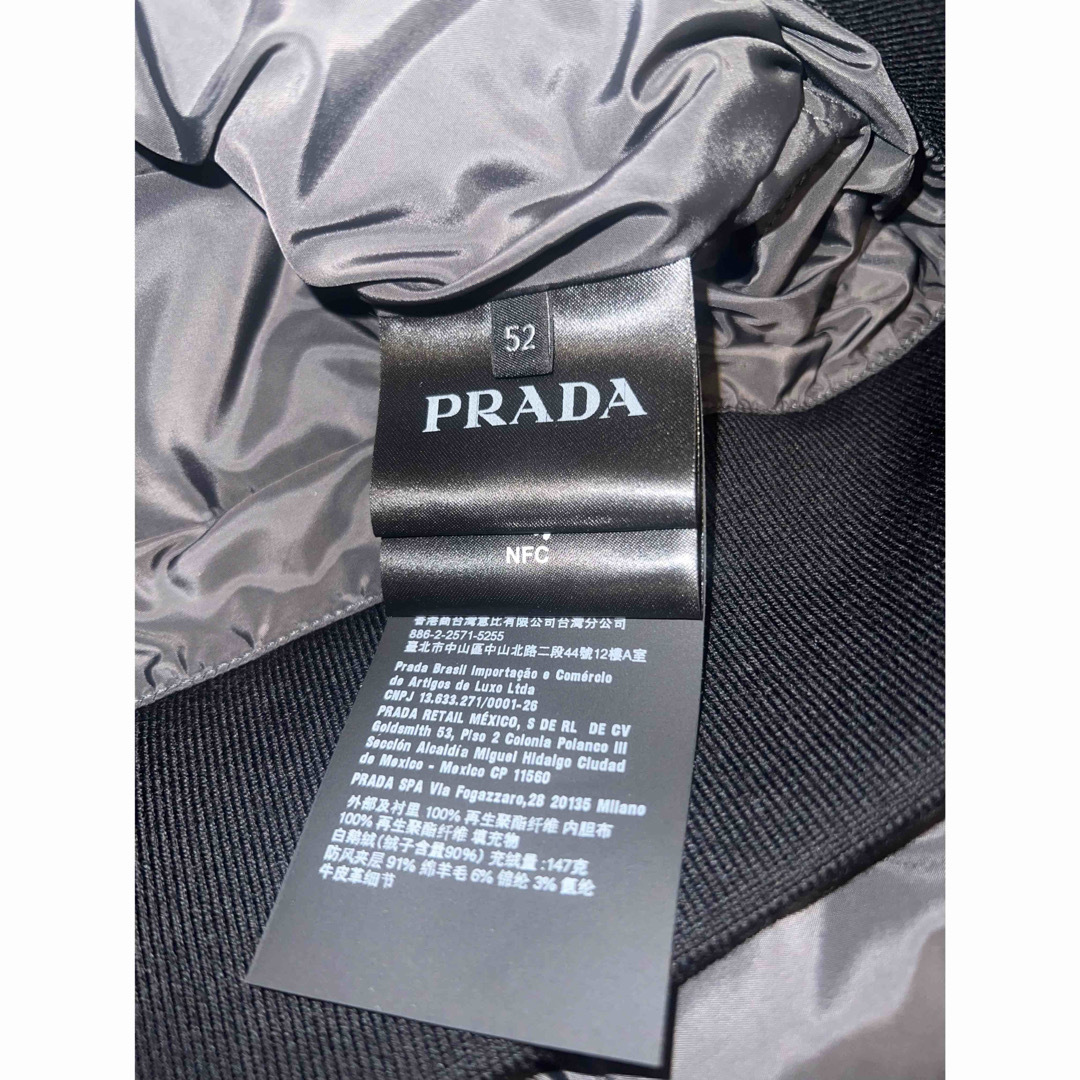 PRADA - 【新品タグ付き】超希少PRADA プラダ ダウンジャケット PRADA - 【新品タグ付き】超希少PRADA プラダ ダウンジャケット